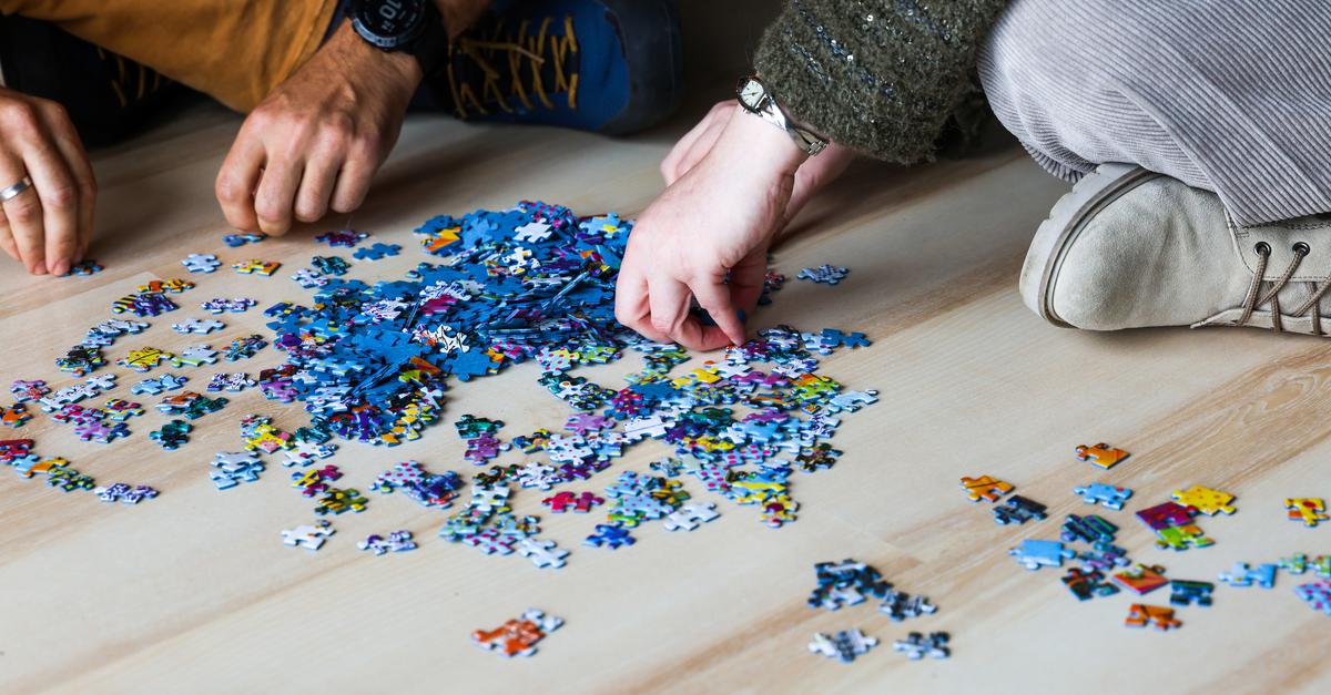 Alle Welt puzzelt – der Wormel puzzelt mit