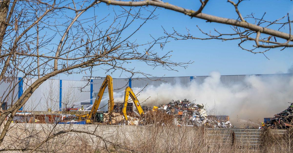Ursache für Brand bei Velte in Worms weiter unklar