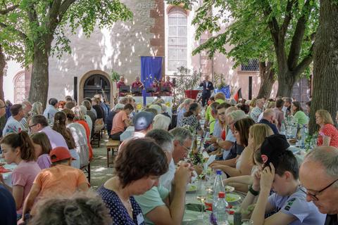 Worms-Pfeddersheim und das französische Nolay feiern 60 Jahre Partnerschaft