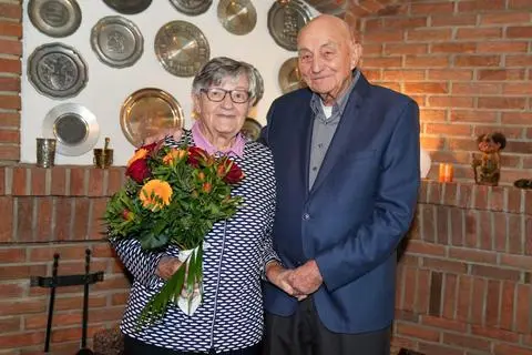 Die Radsportwelt trauert: Hans Born, Pionier des Hallenradsports ...