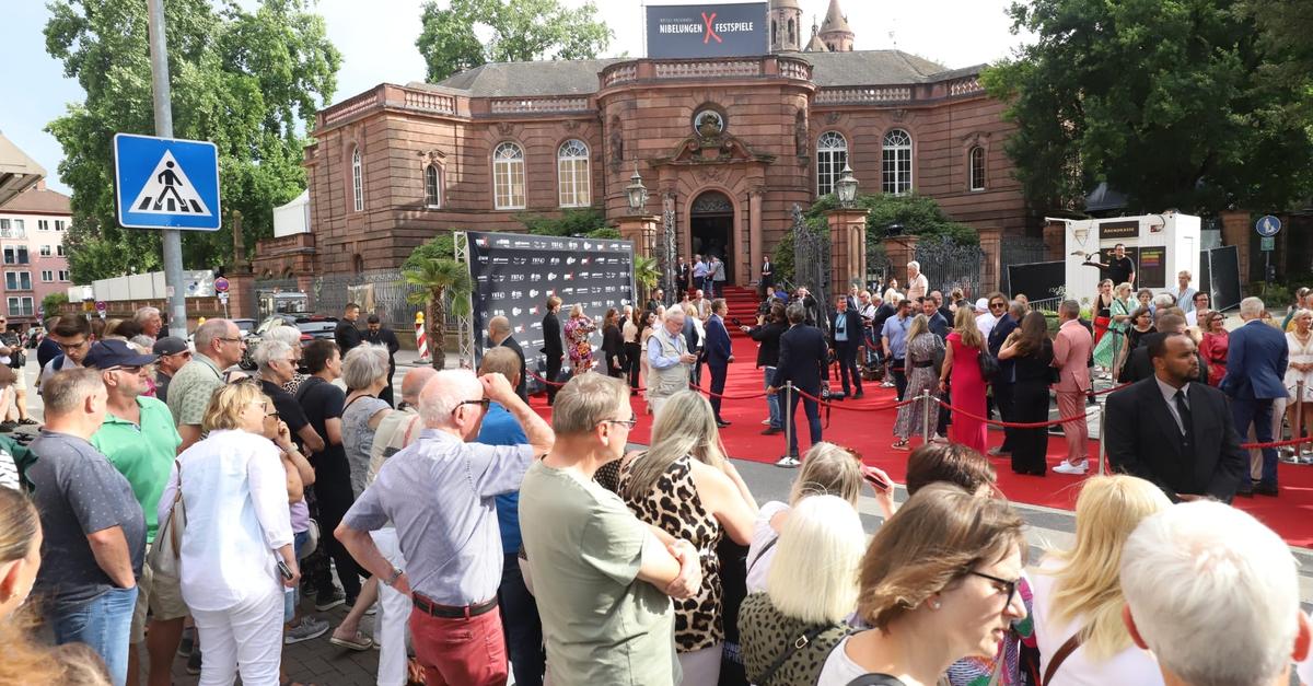 Nibelungen-Festspiele in Worms eröffnet