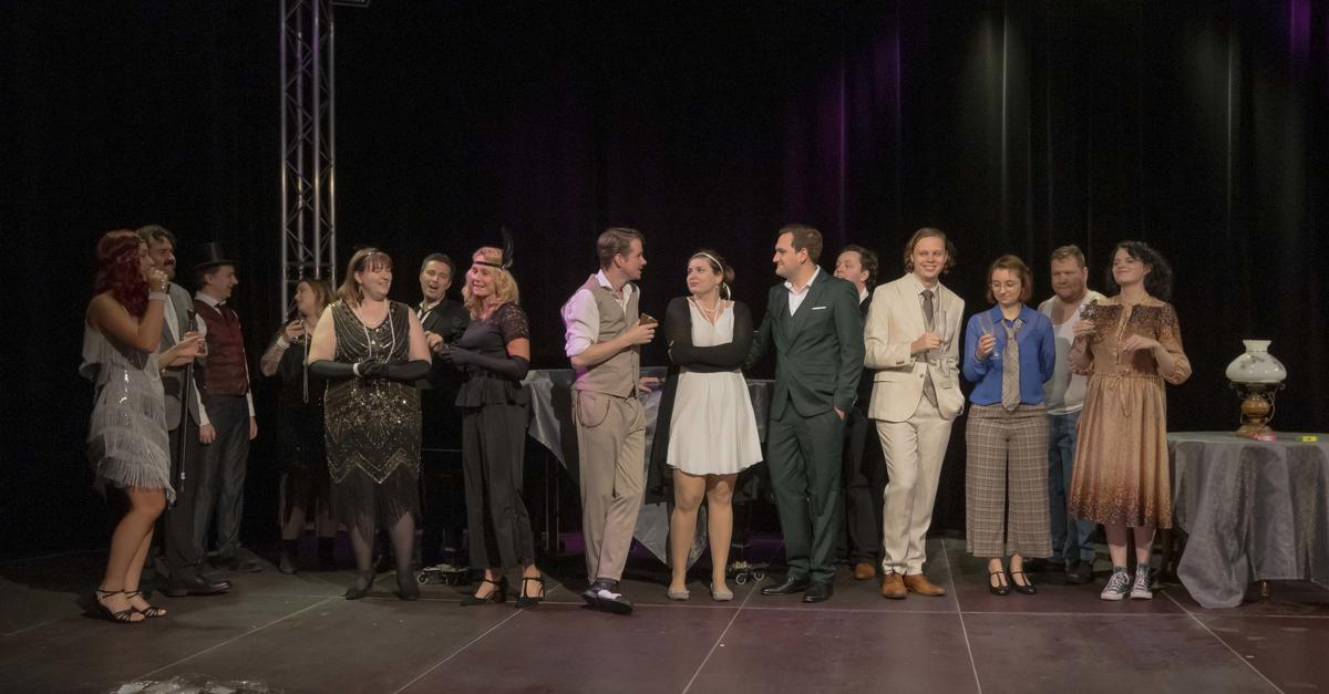 Lincoln-Theater Worms: Das Theater Curiosum spielt „The Great Gatsby“