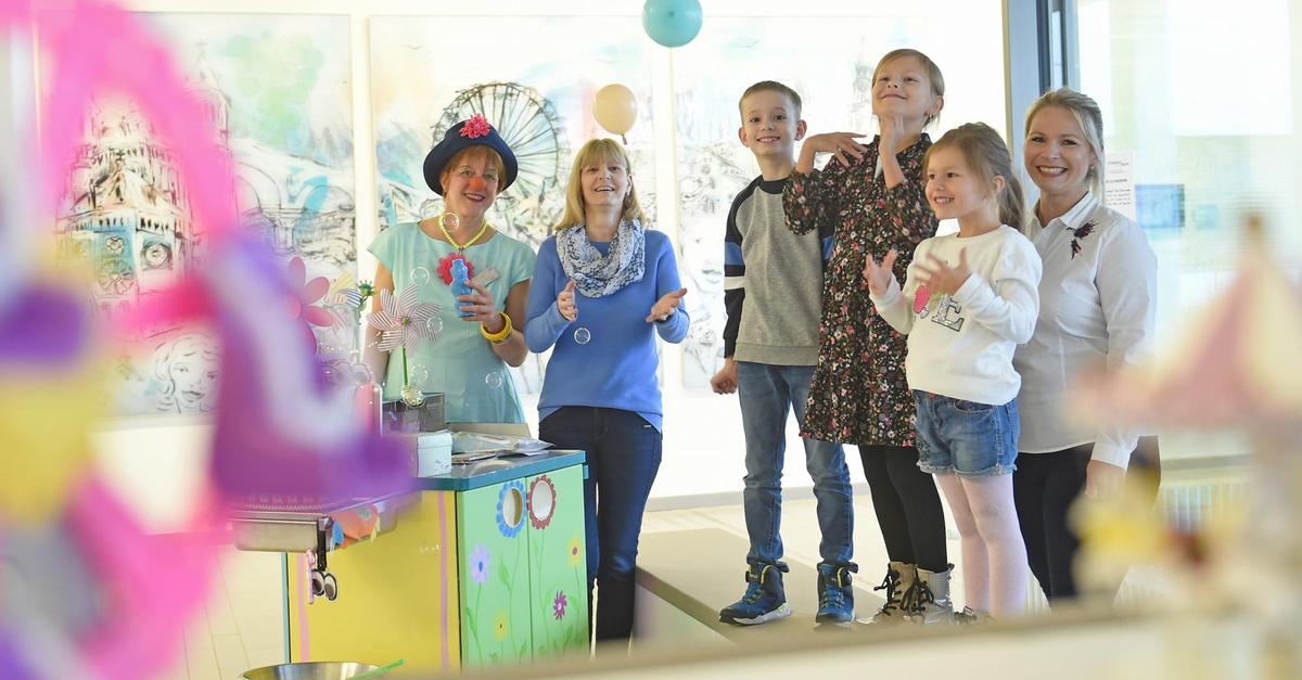 Geld für Bastelmaterial und Clownsvisite am Klinikum Worms