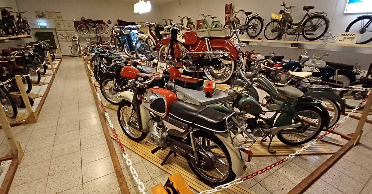 Zweiräder aus der Wirtschaftswunderzeit im Museum in Sembach
