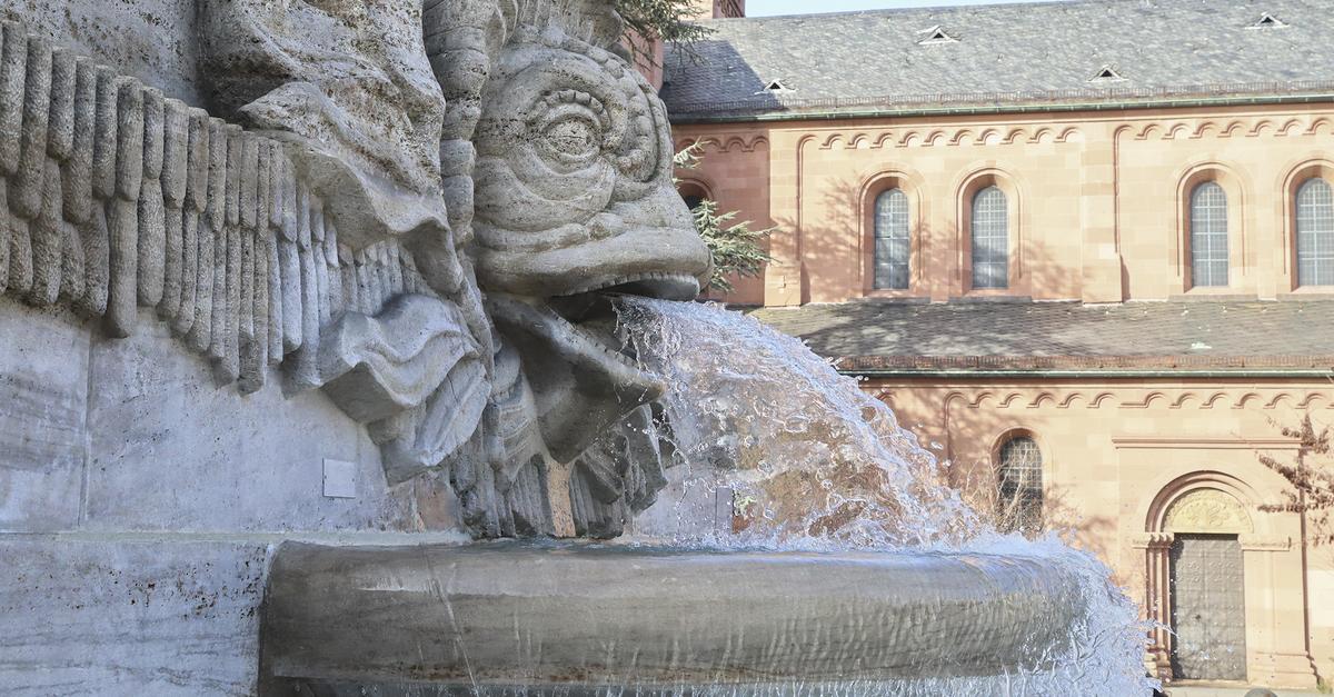 Wochenrückblick für Worms: Hilfe vom Heiligen?